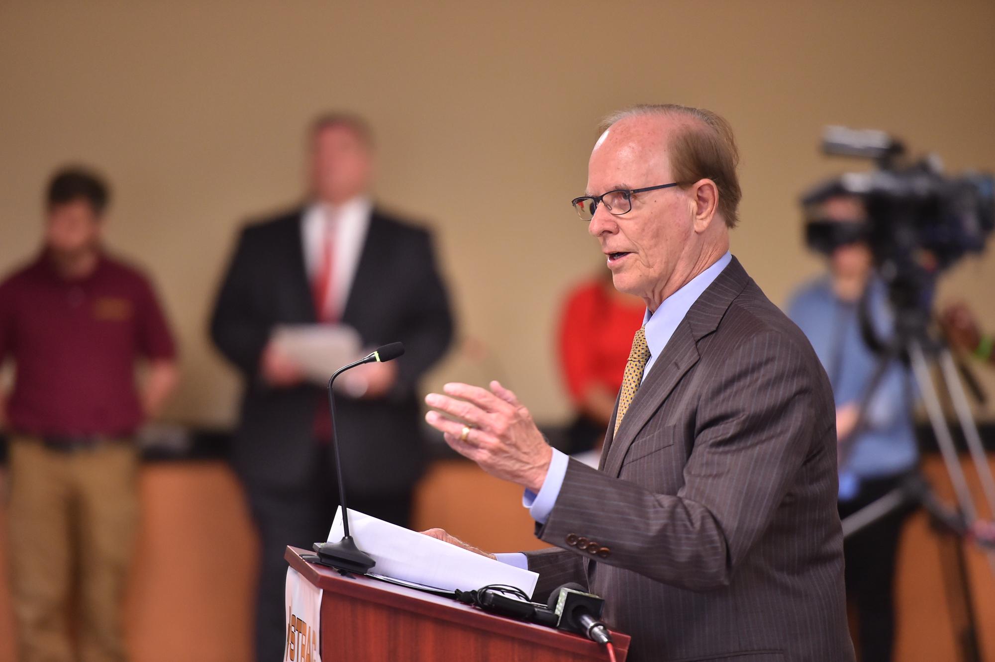 Rickhoff wages low-funded campaign against Wolff for county judge