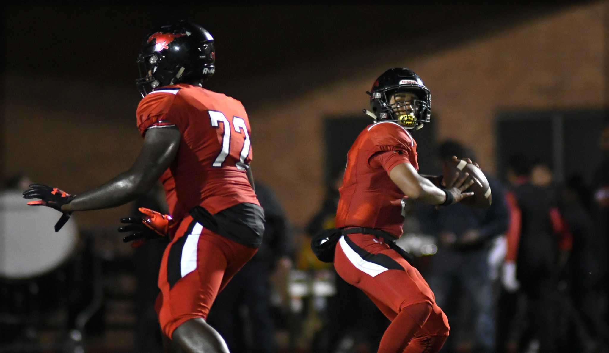 Spring high school football roundup: Westfield picks up win over MacArthur