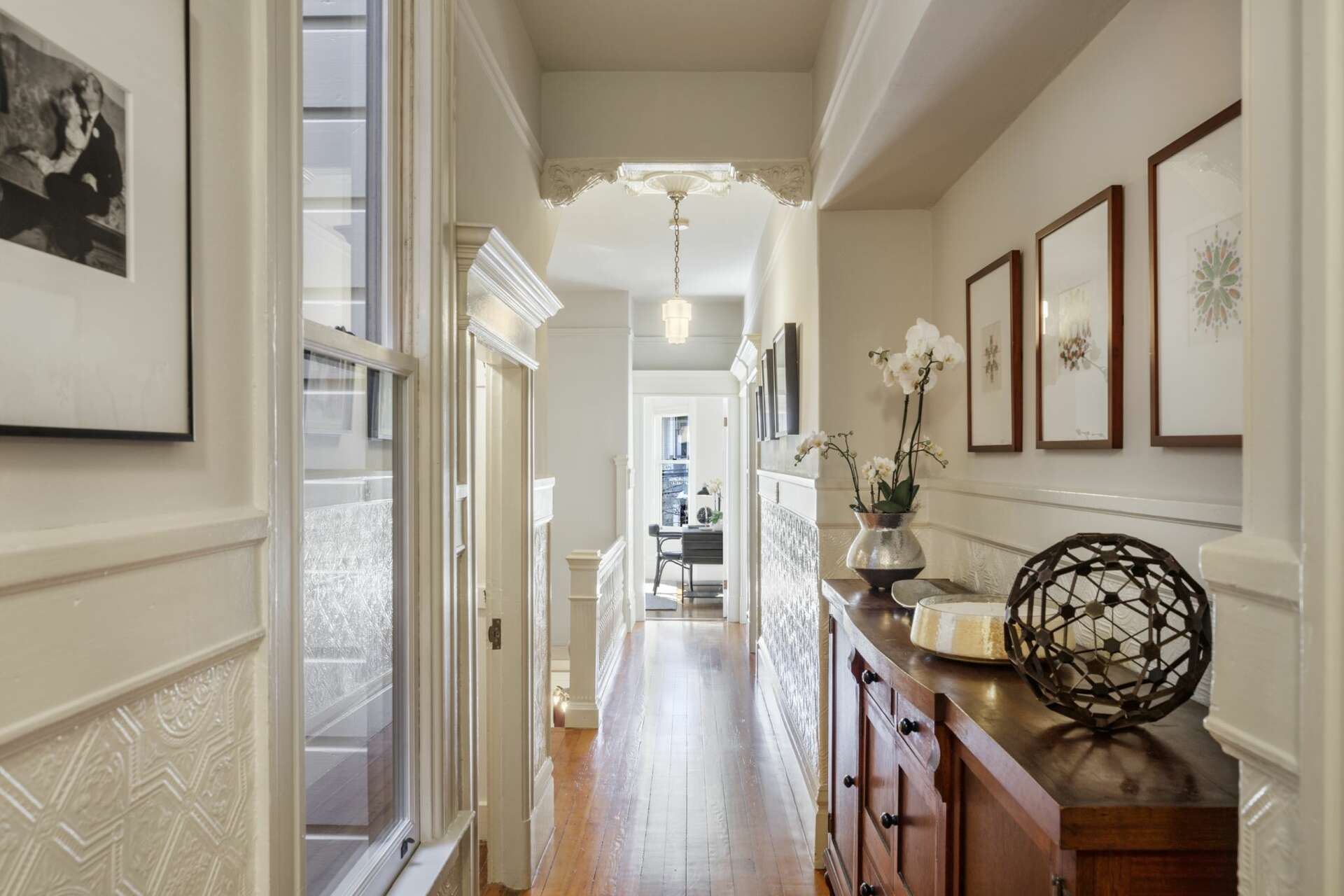 1906 Victorian condo has iconic charm and infamous connection (think ...