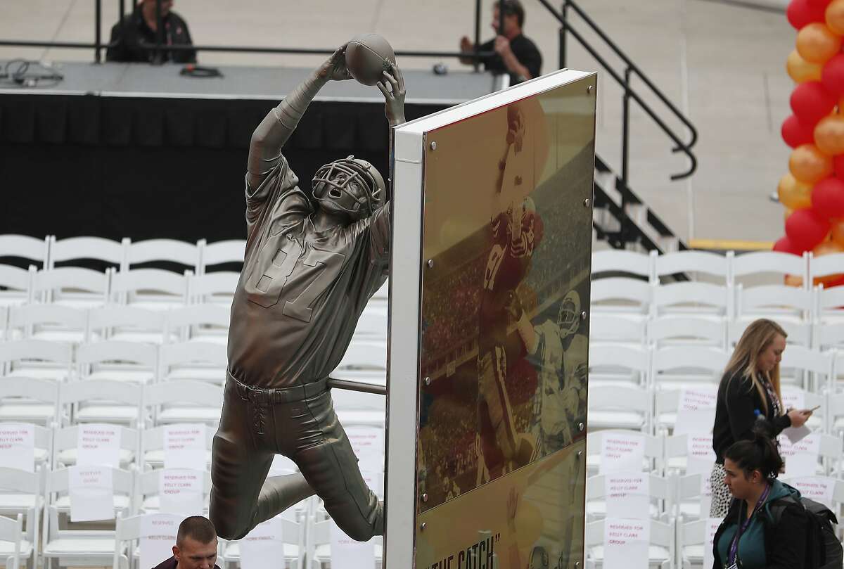 Emotions flow as 49ers unveil Joe Montana, Dwight Clark statues