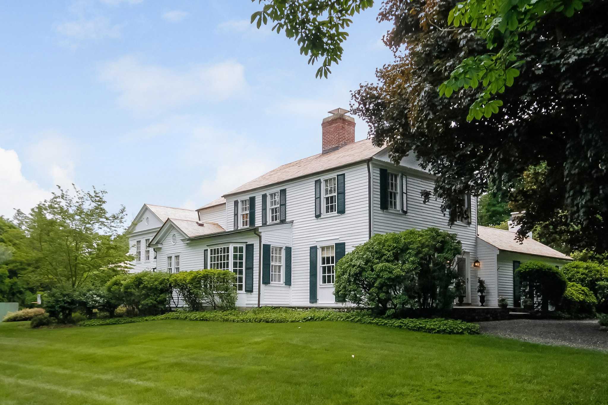 On the Market / 1859 Fairfield house has undergone extensive expansions ...