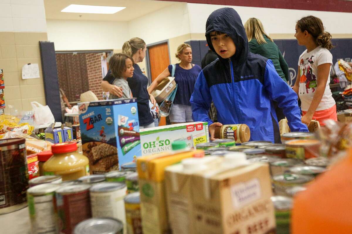 Montgomery County Food Bank annual Holiday Food Drive kicks off on Nov. 1