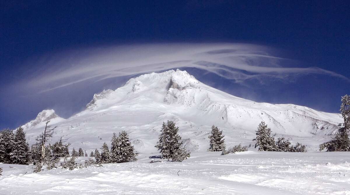 These West Coast volcanoes pose 'very high' threat, USGS says