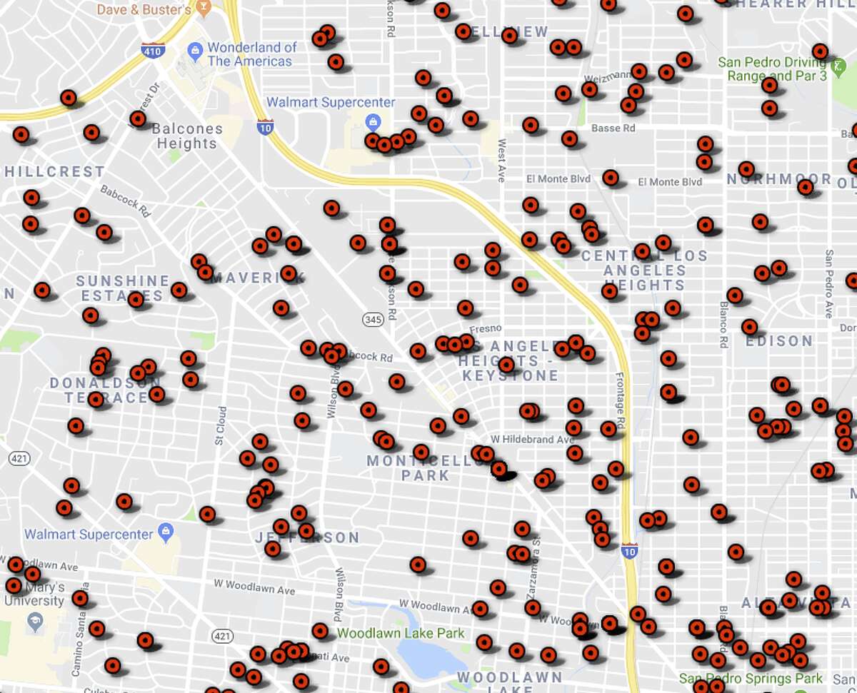 Central Texas man faces 10 counts of possessing child pornography ...