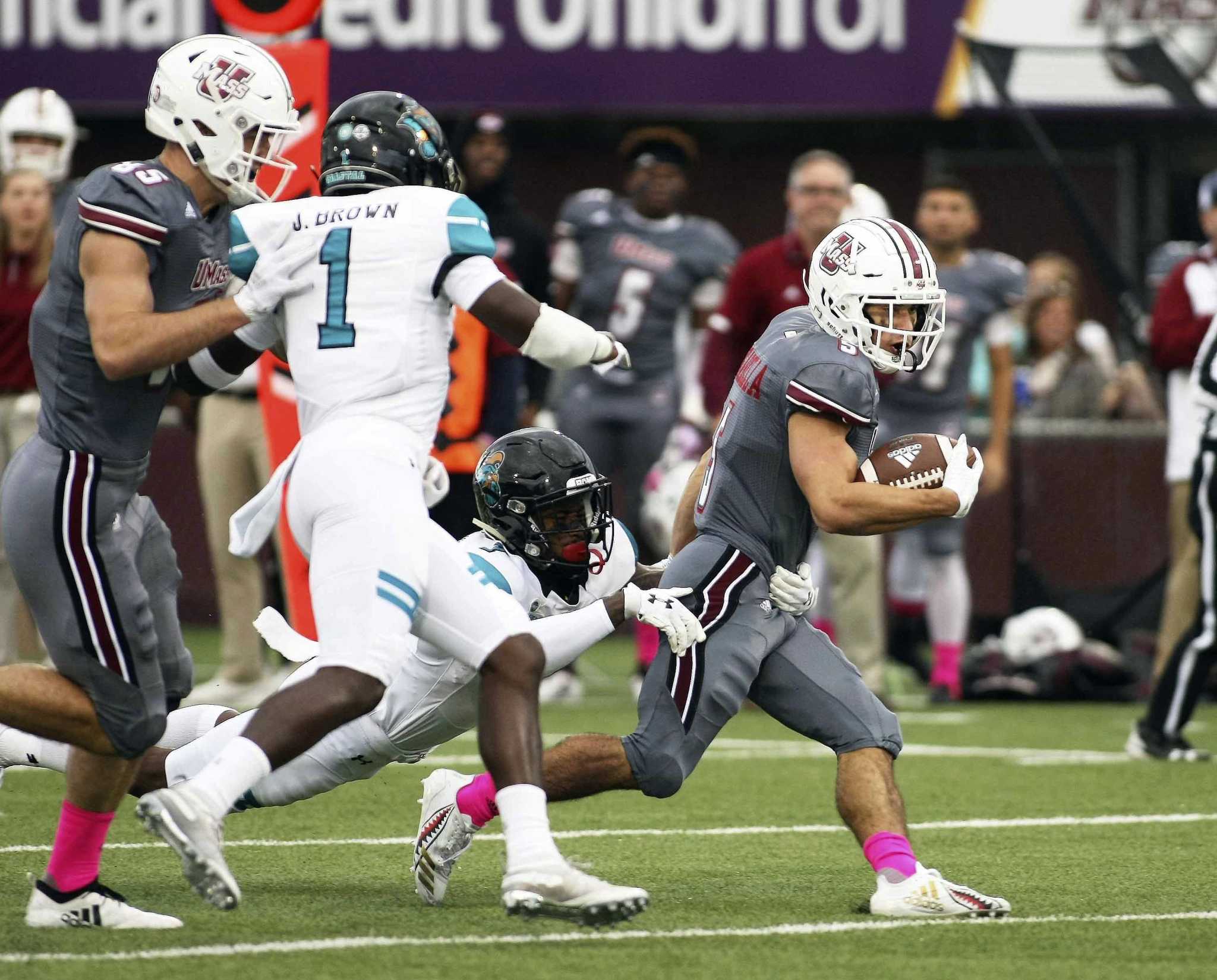 UMass receiver Andy Isabella a huge challenge for Tahj Herring-Wilson ...