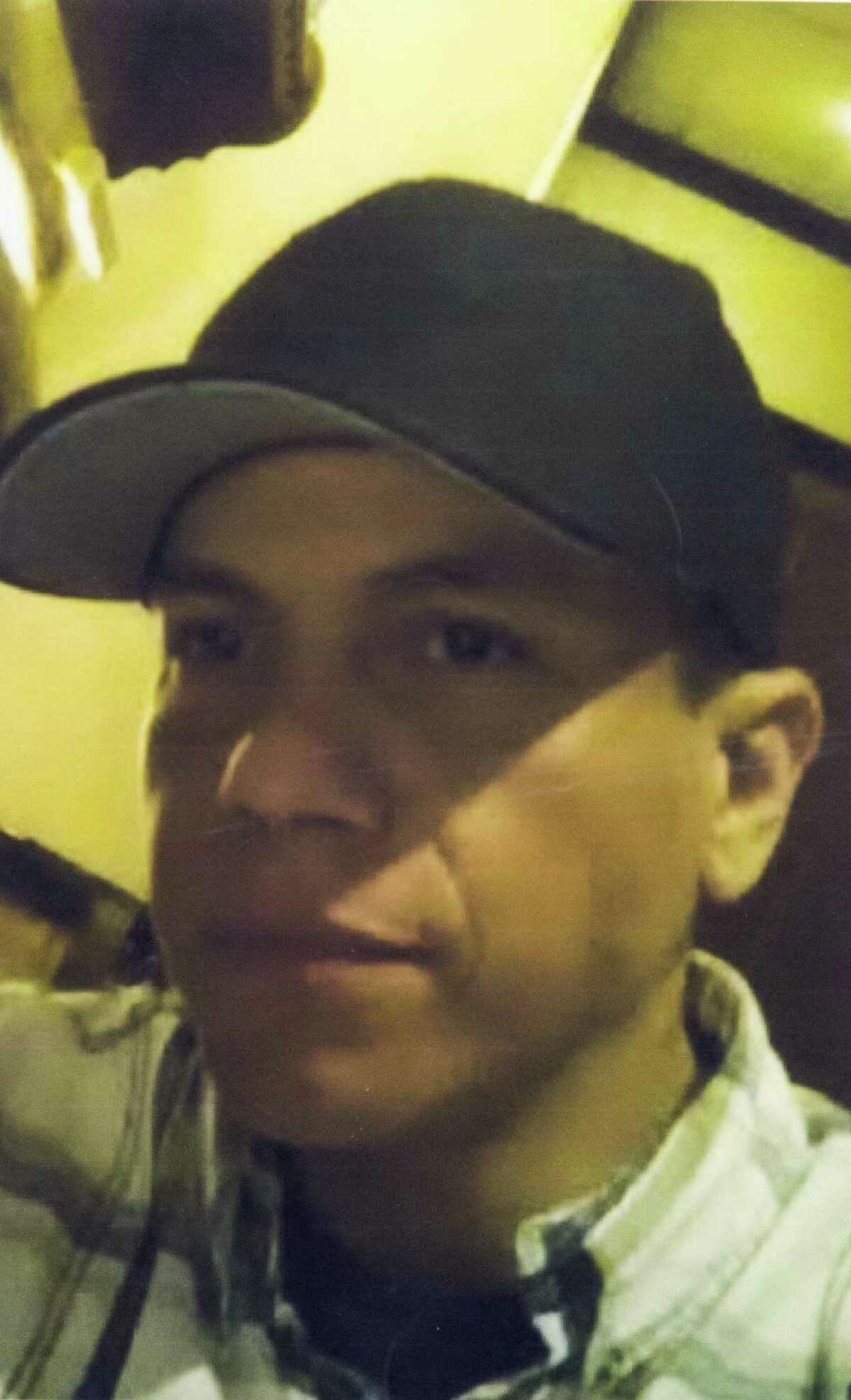 Witness: San Antonio man accused of killing dad asked for ‘hug’ after ...