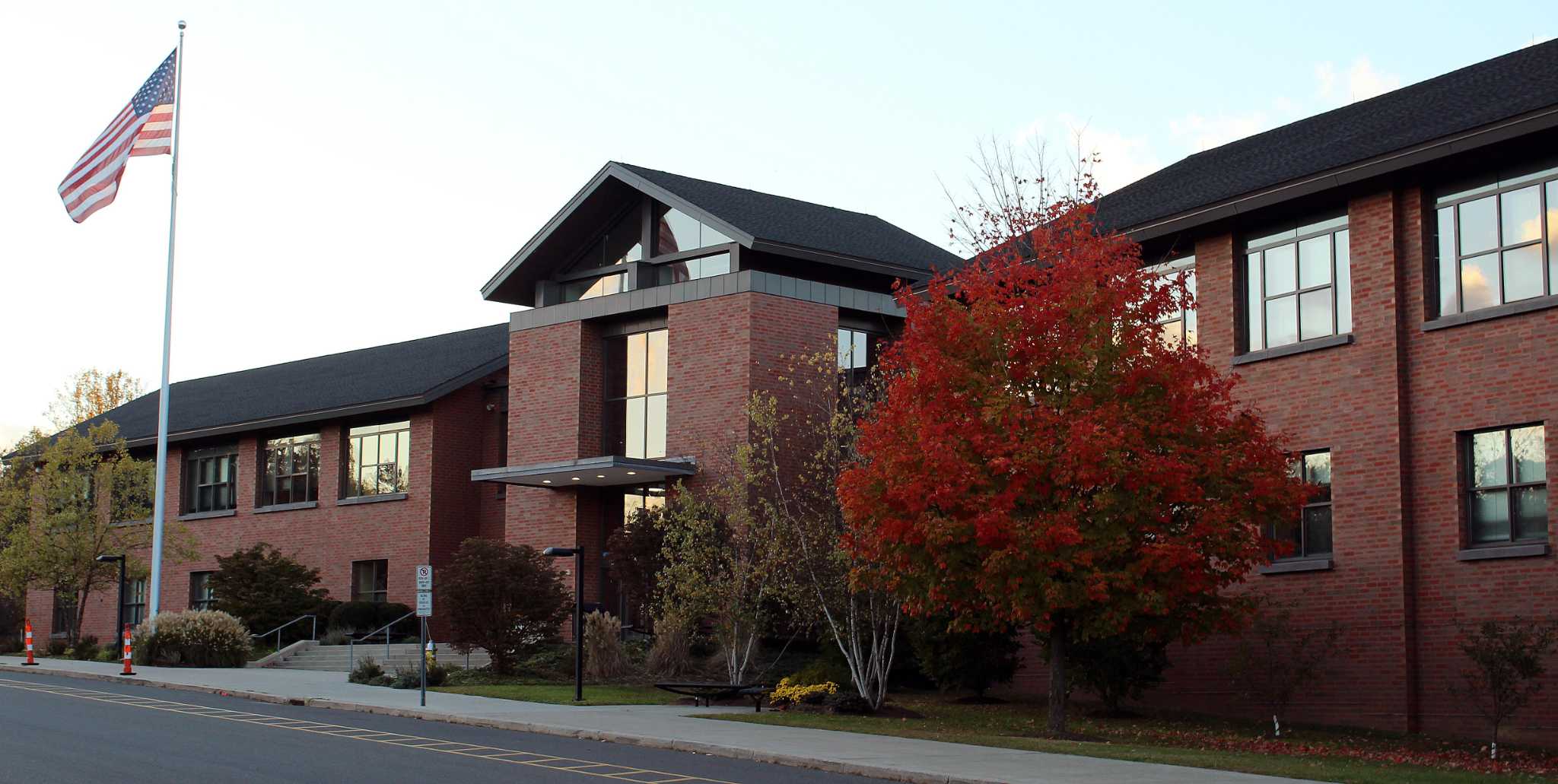 Darien seeks to build cross country team a running course they can call ...