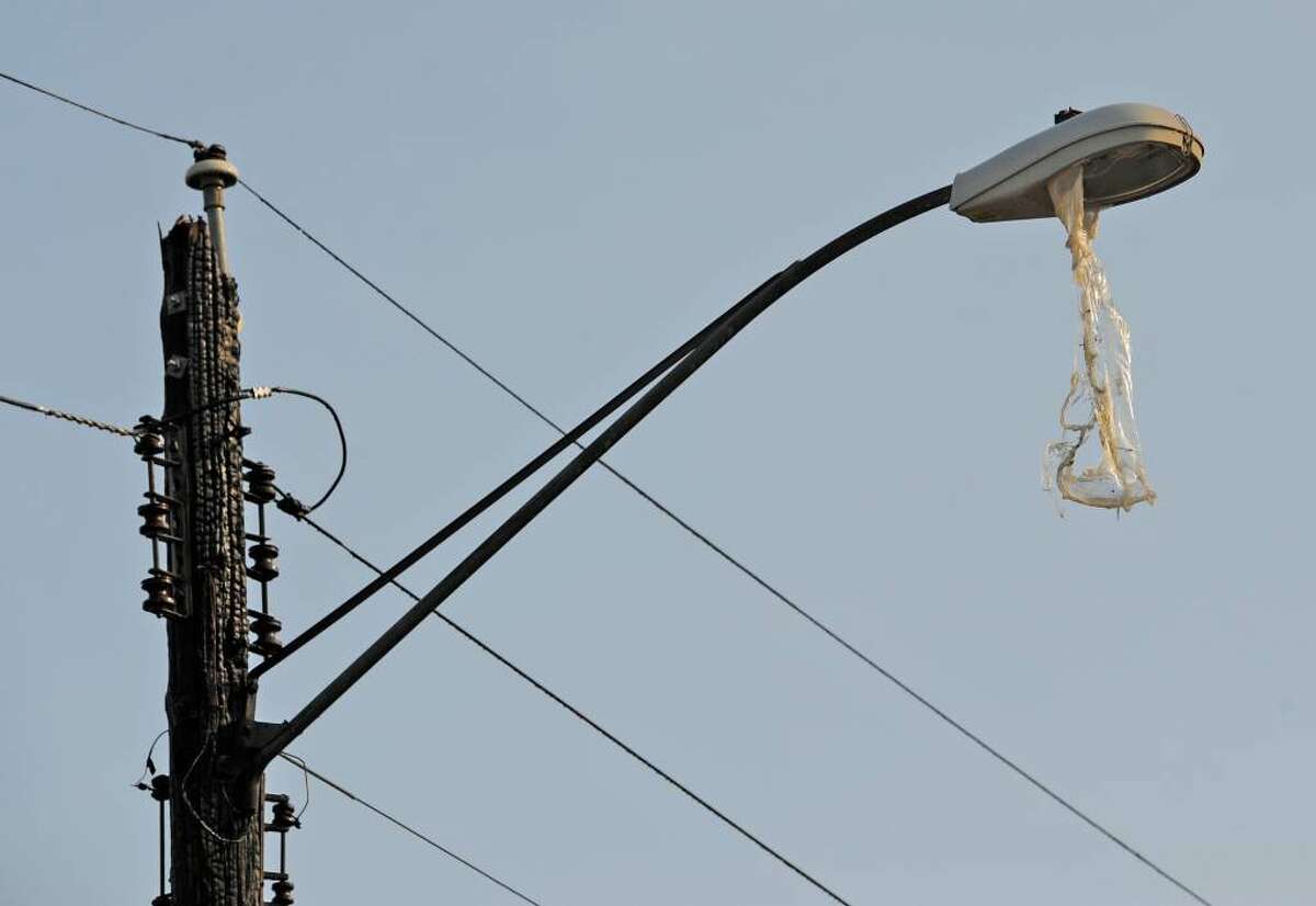 Cops: Arson cause of Amsterdam factory fire