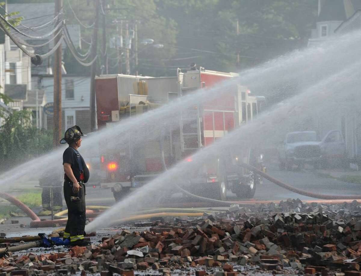 Cops: Arson cause of Amsterdam factory fire