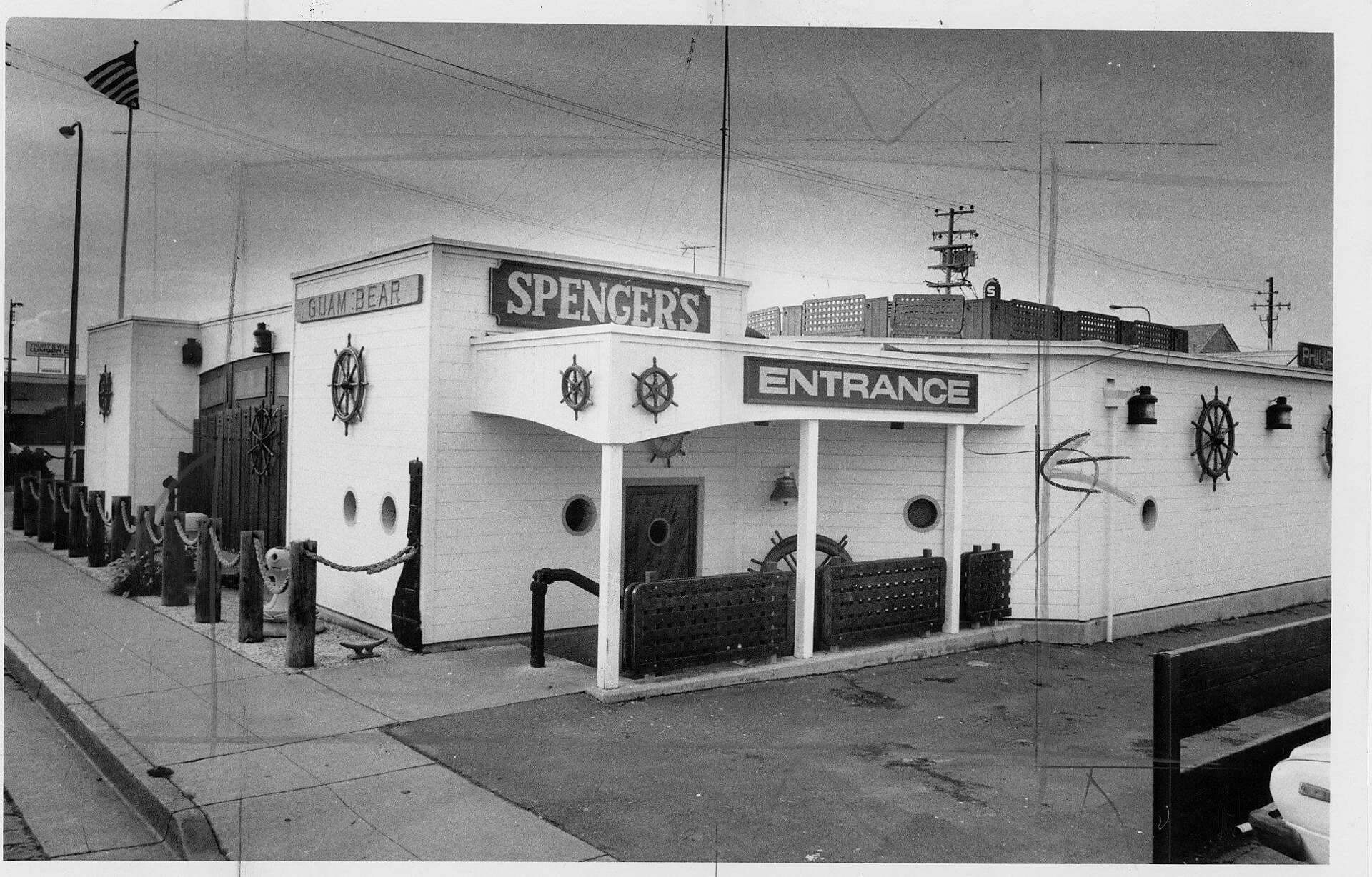 Spenger’s Fish Grotto abruptly closes after 128 years in Berkeley