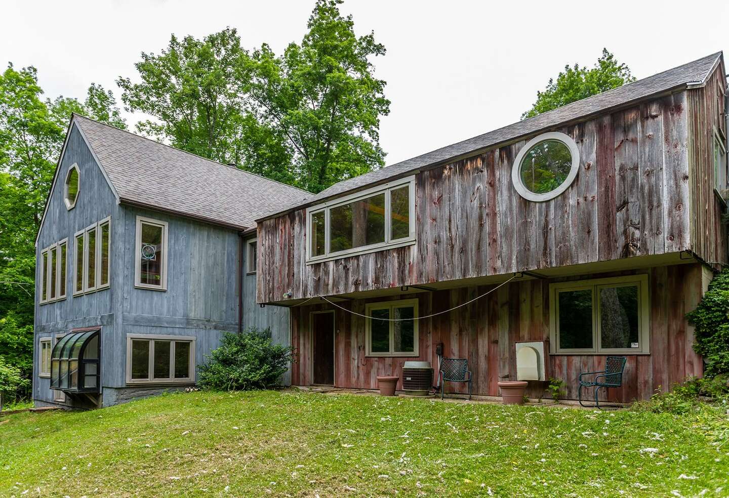 Kent home repurposes 1700s barn