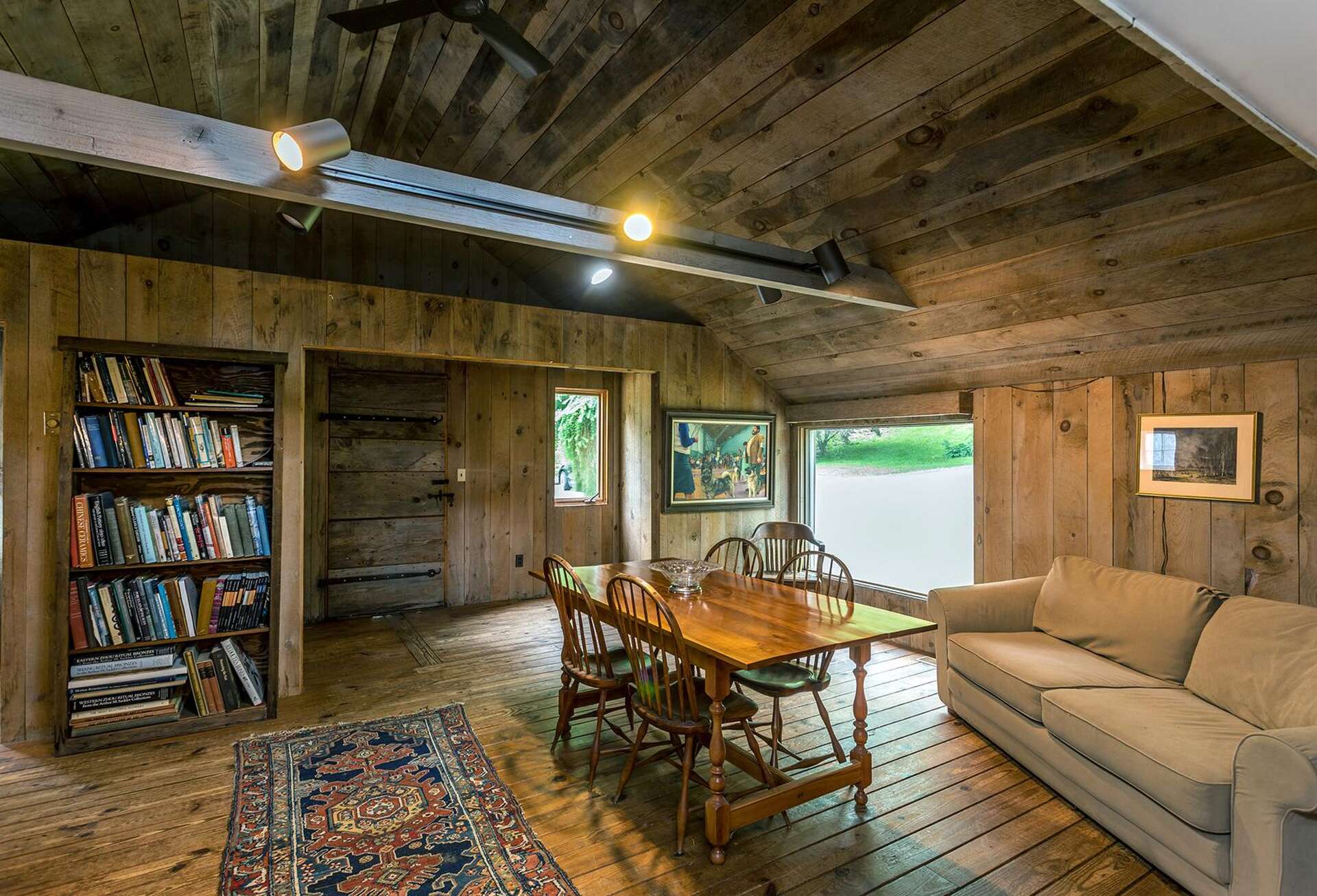 Kent home repurposes 1700s barn