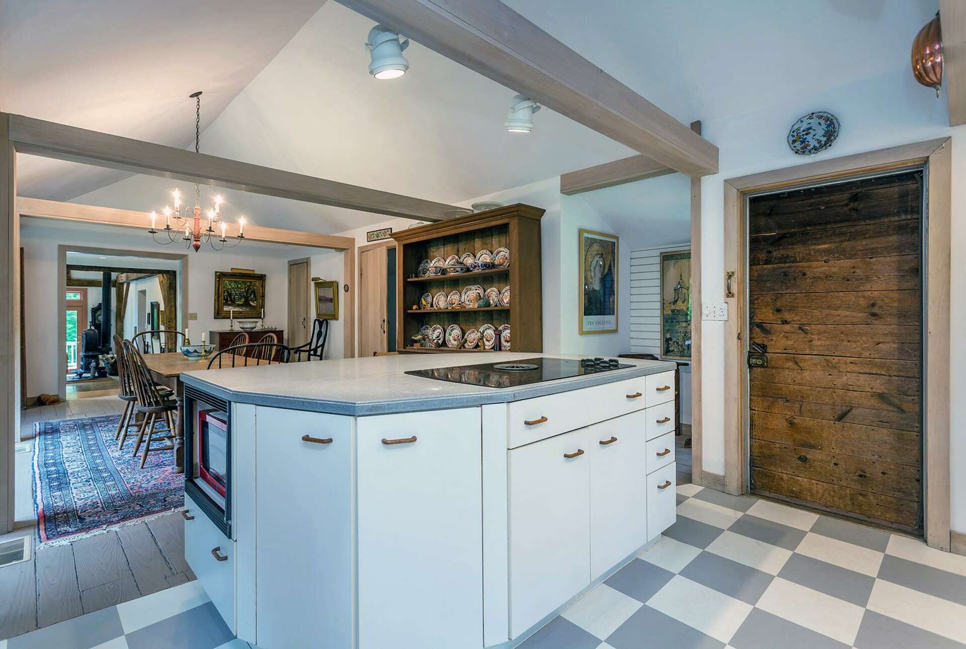 Kent home repurposes 1700s barn