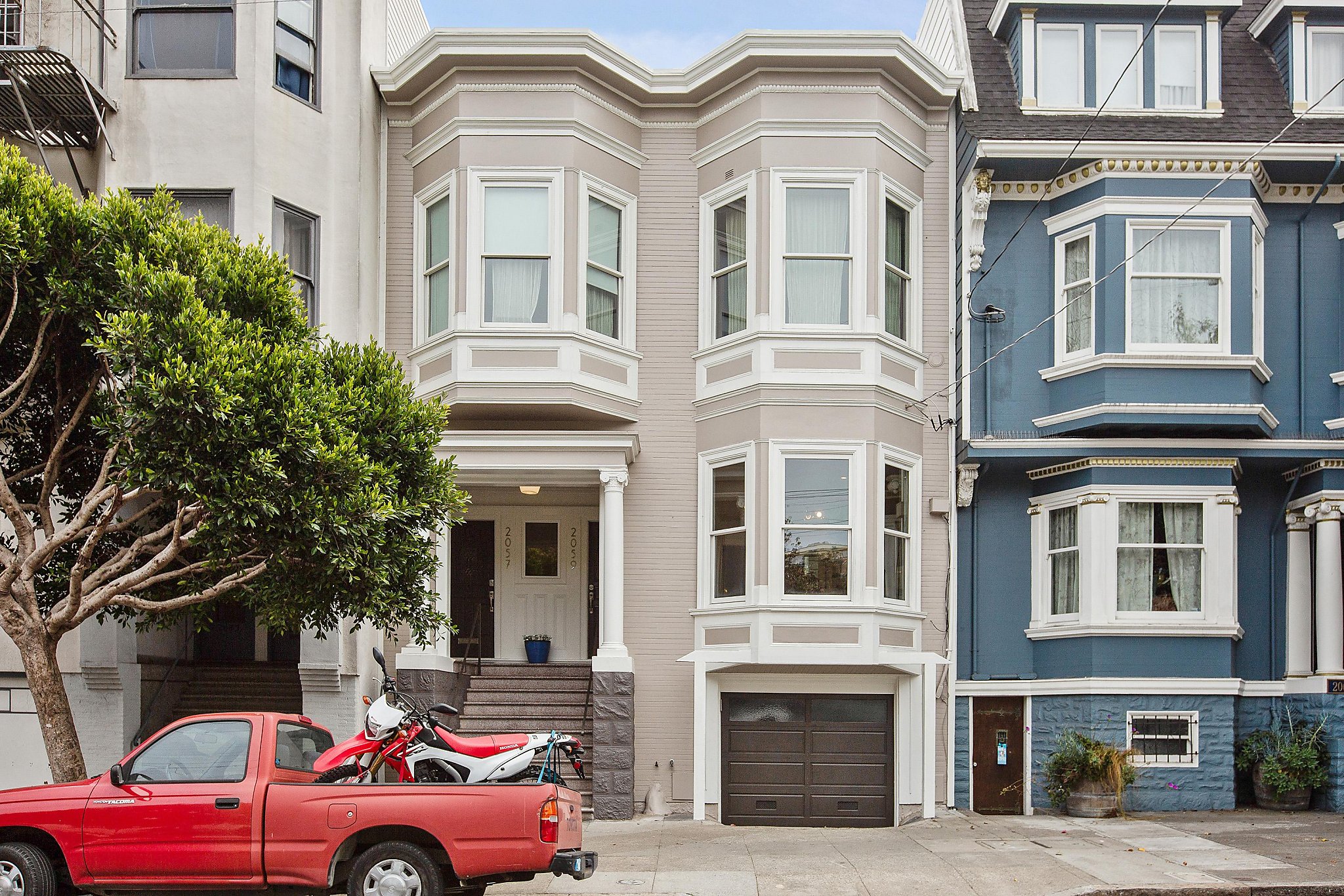 Three-bedroom Edwardian flat in NOPA