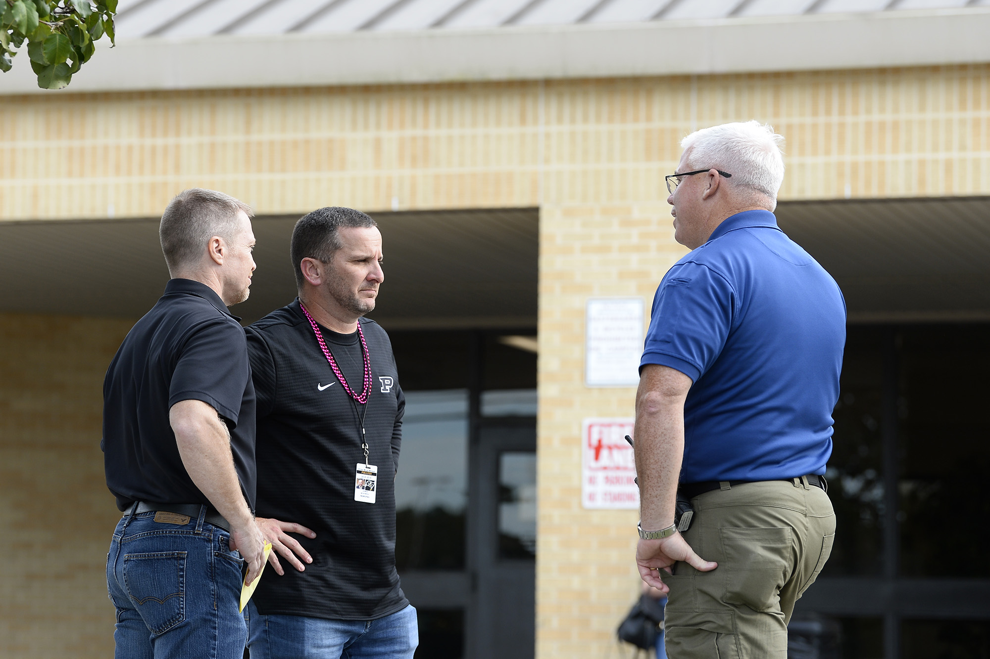 Vidor HS releasing students after investigation