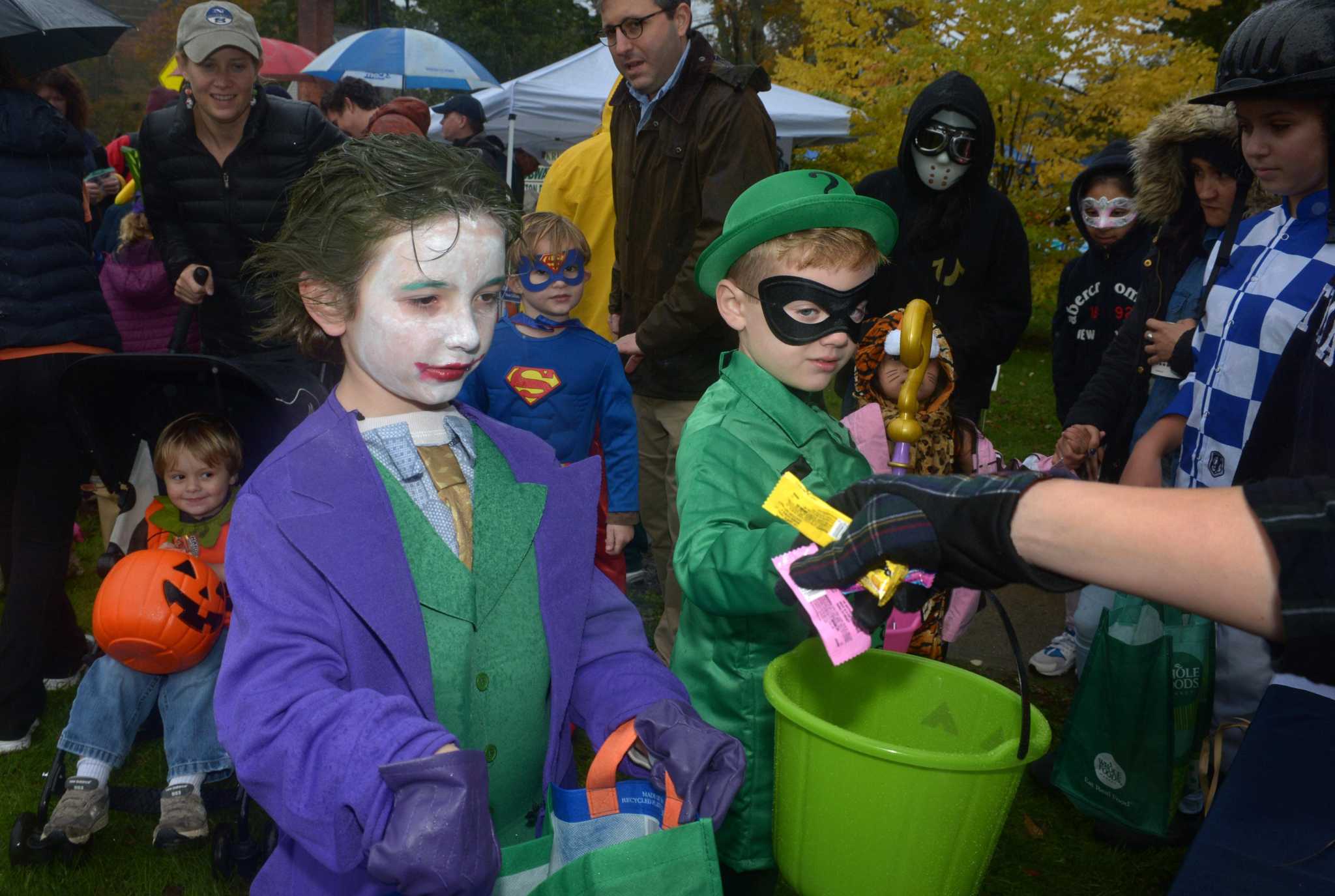 Greenwich police issue Halloween safety tips