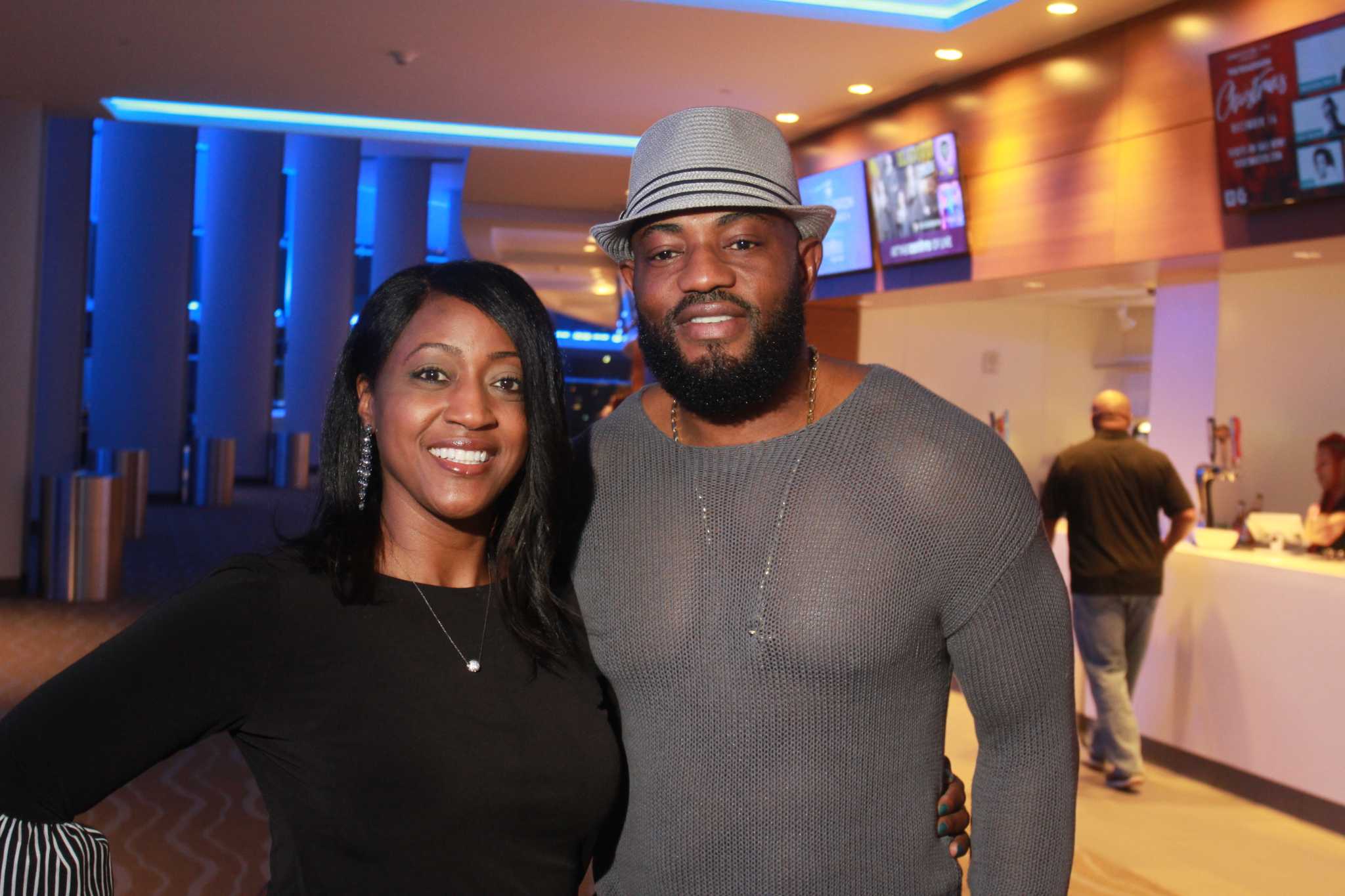 Maxwell spends an intimate night with Houston fans