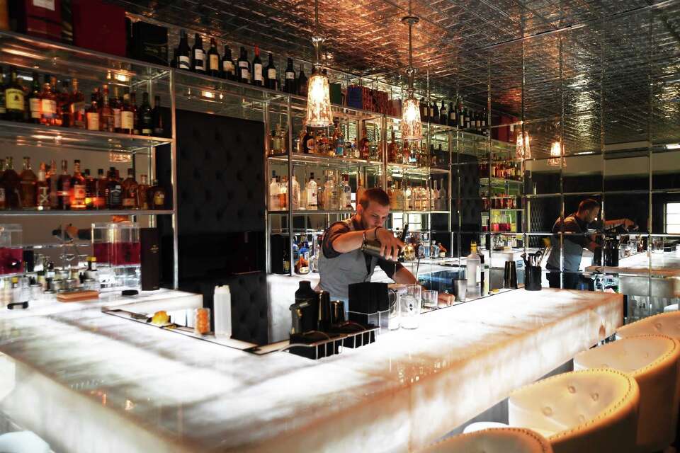 Fiori Spa to open Ivy Bar & Bistro