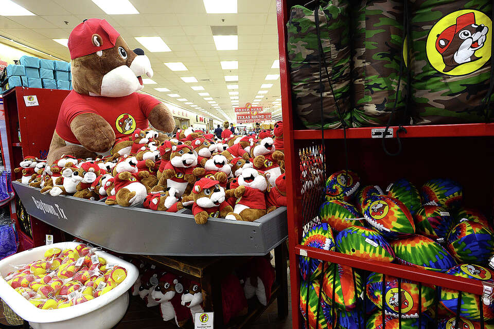Trending Buc-ee's memes poking fun at popular Texas pit-stop
