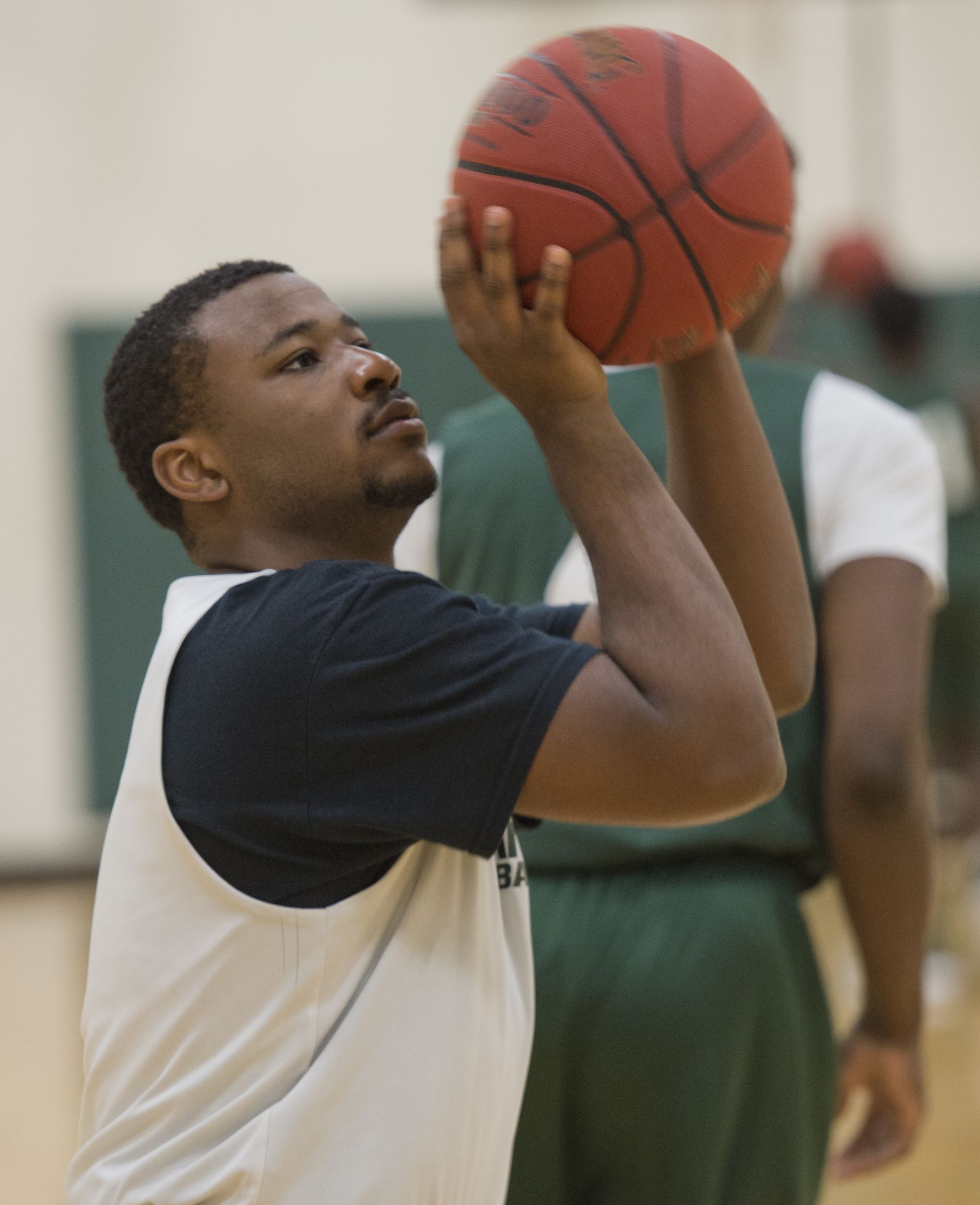 JC MEN’S BASKETBALL: Gipson, Chaps undeterred by adversity