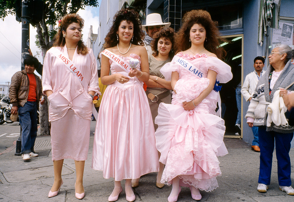 Photographer captured the vibrant street life of the Mission in the 1980s