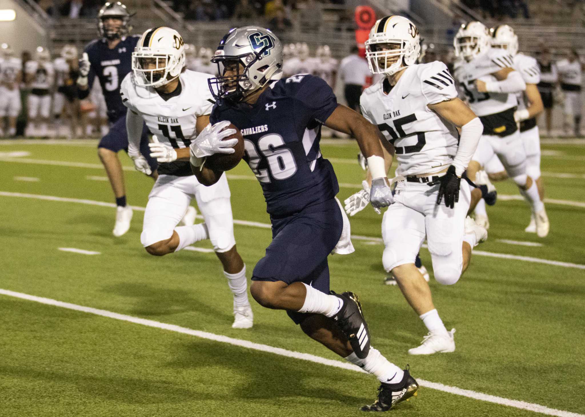 FOOTBALL: Klein Oak hangs on for 14-13 win over College Park