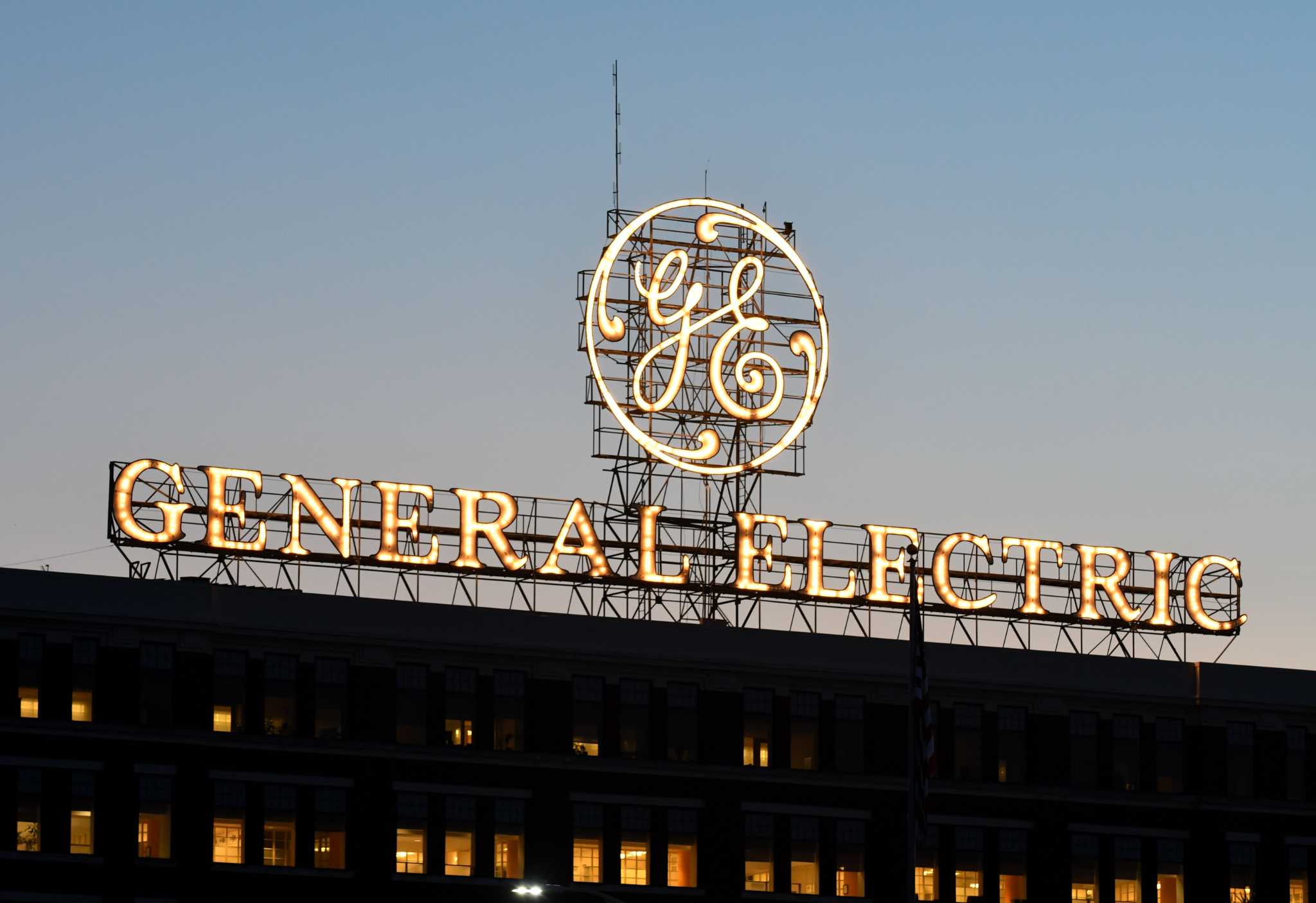 General Electric CEO considers splitting into three companies