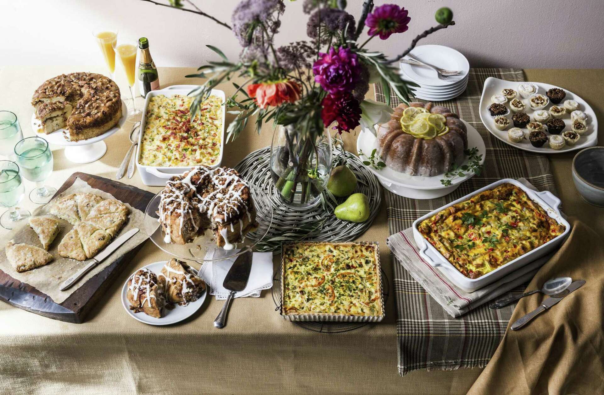 7 steps for a stress-free holiday brunch