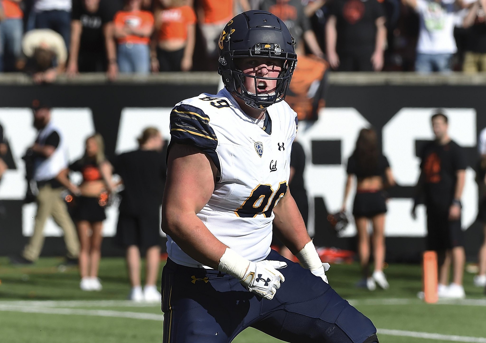 Meet Cal’s linebacker buddies: One’s ‘more cerebral,’ the other a ‘bad man’