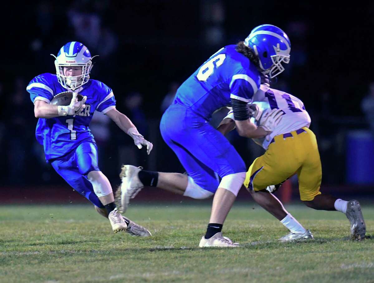 Shaker football gets big contributions from Logan Souza