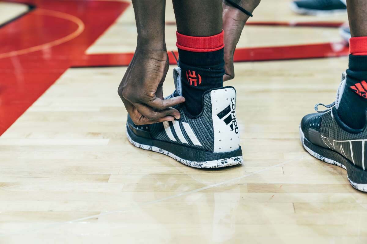 Adidas takes out full-page ad in Milwaukee, making case for James ...