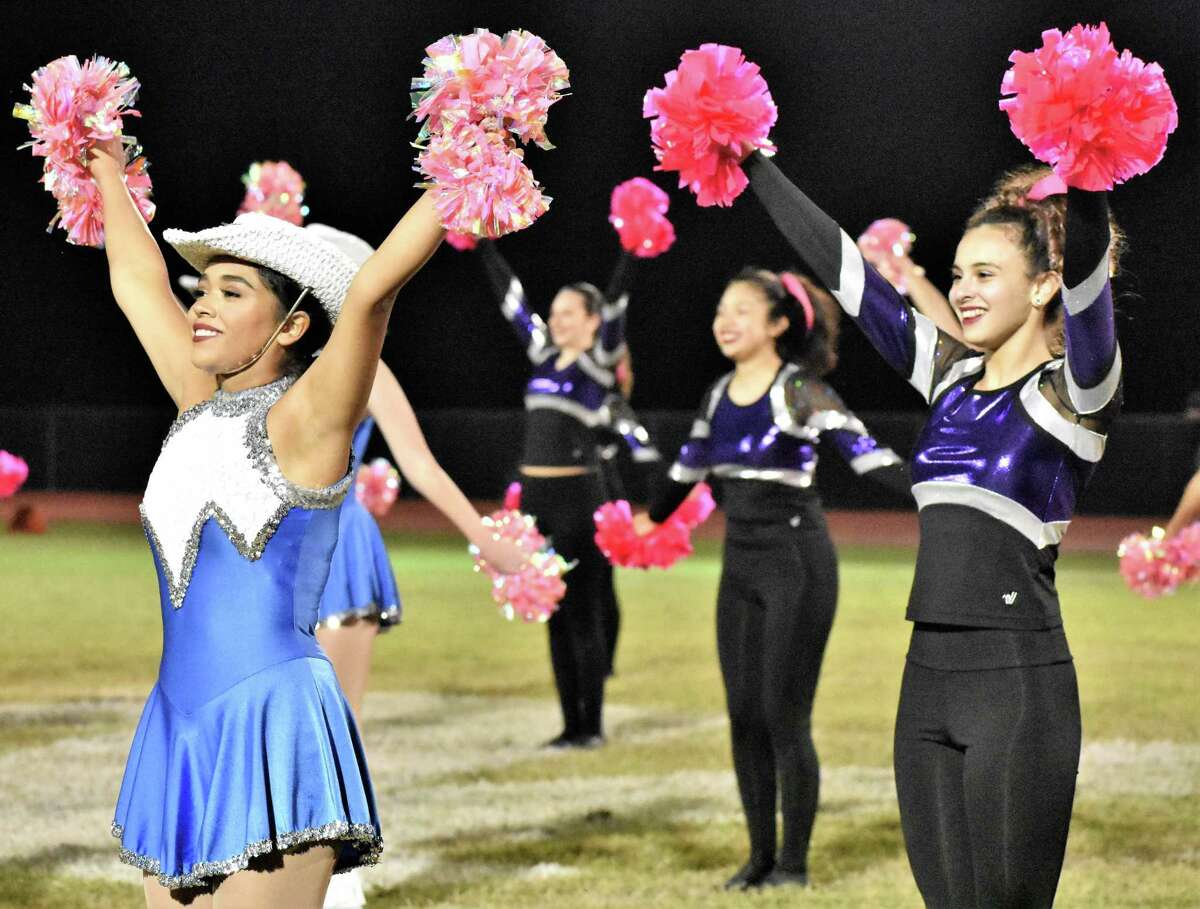 Fulshear, Needville dance teams take over halftime
