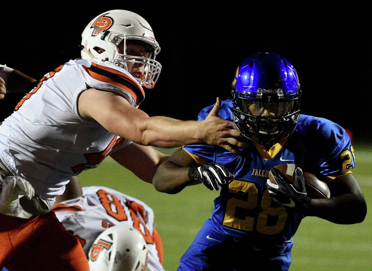 Channelview routs La Porte to keep playoff hopes alive