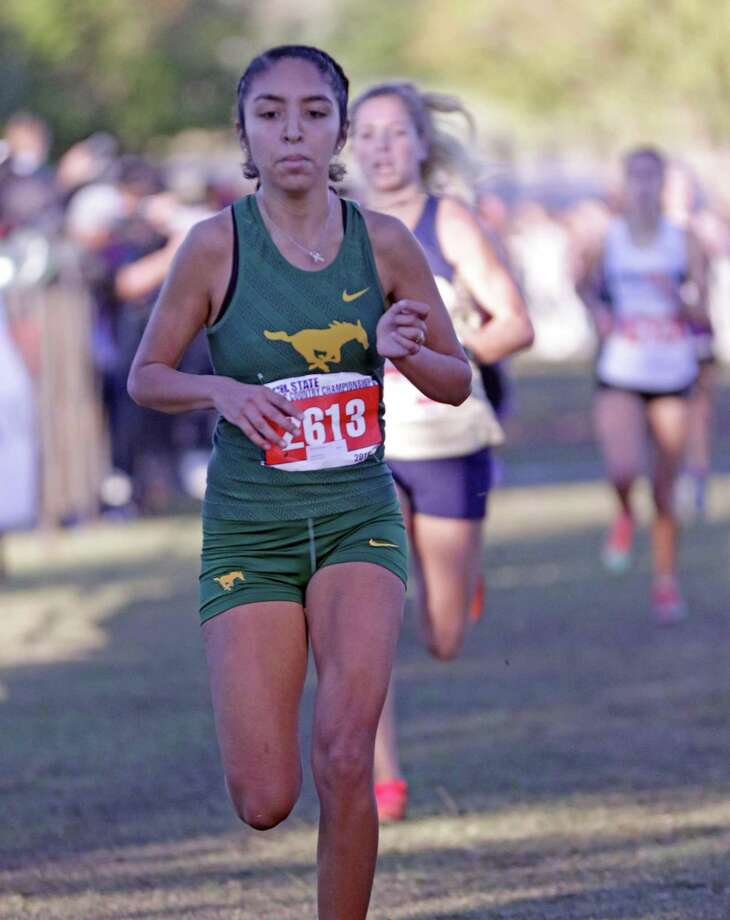 Nixon’s Rodriguez makes history at state meet - Laredo Morning Times