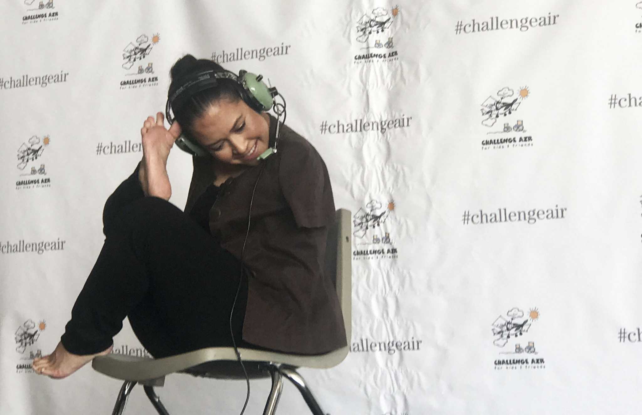 First licensed armless pilot, Jessica Cox, honored at Challenge Air in ...