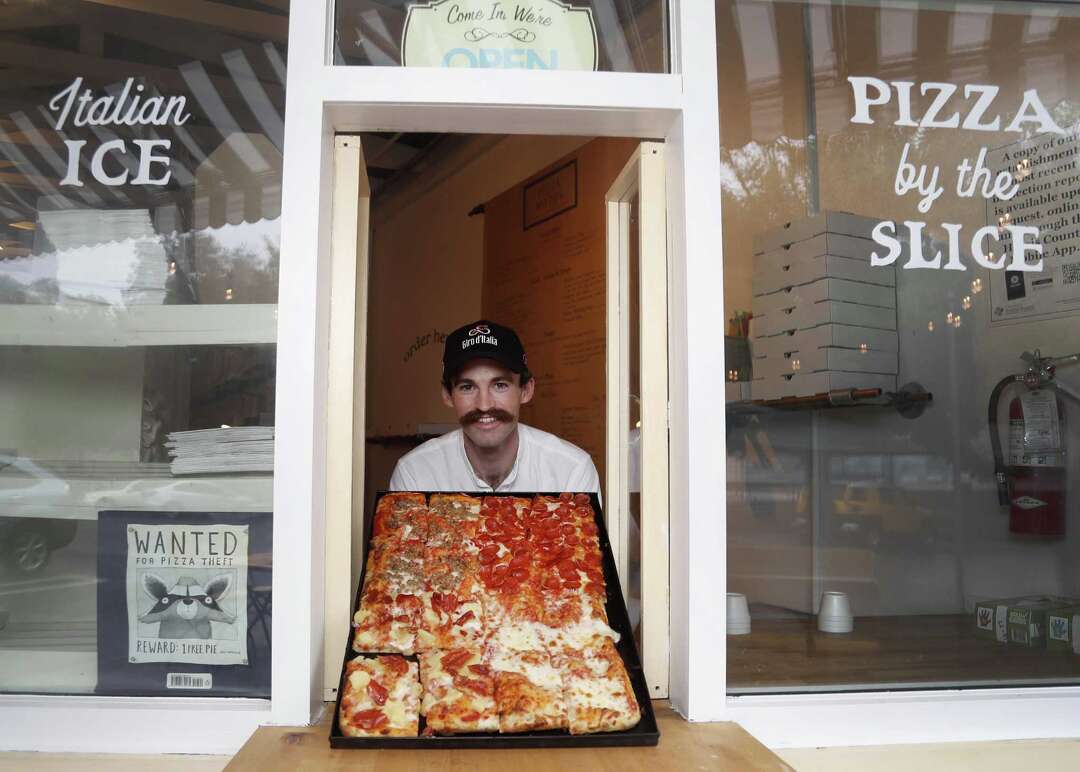 Review: Pizza Motus in West University Place