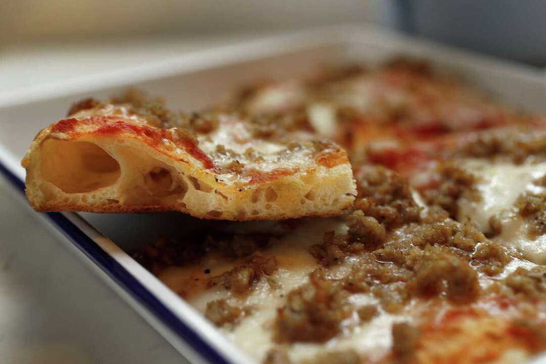 Review: Pizza Motus in West University Place
