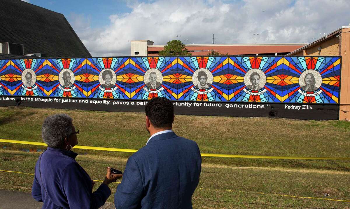New mural represents pioneering African American activists