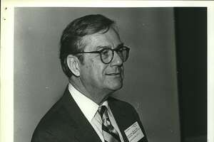 '50s idol Tab Hunter had a secret. He's gay. And he wrote about it ...