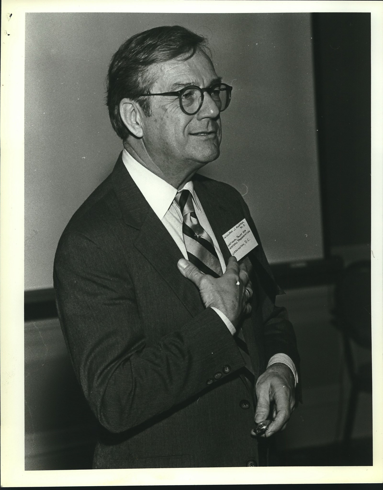 William J. Murtagh dies — leader in historic preservation