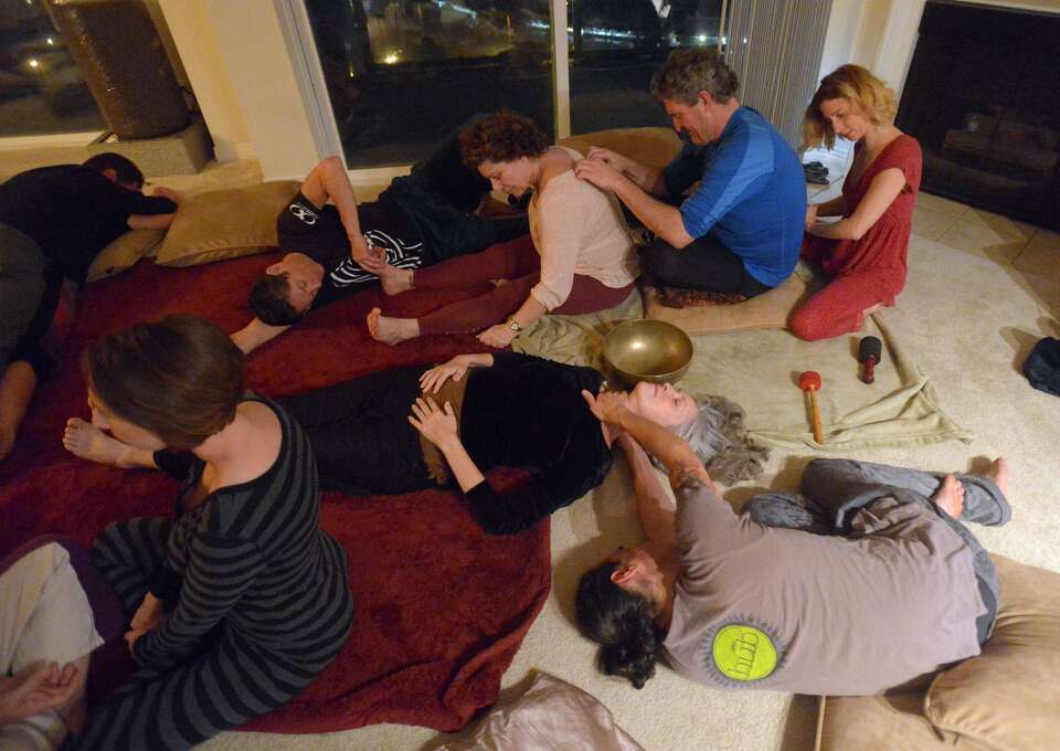 I cuddled with strangers at a Cuddle Party, San Francisco's latest ...