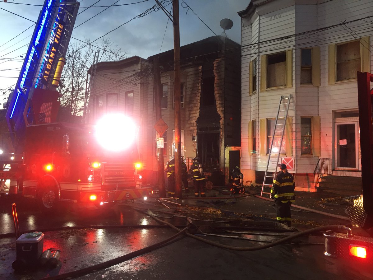 Mother, kids flee when fire damages Albany building