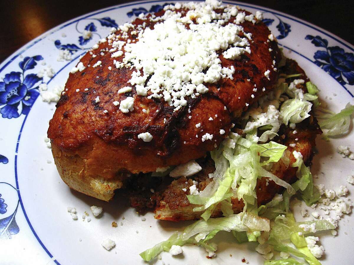 Review: Mexican food gets loud, proud and messy at Las Sabrosas de ...