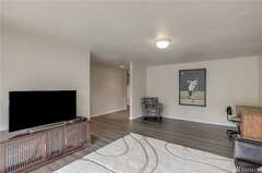 Fall real estate cool-down gives negotiating power to the buyers