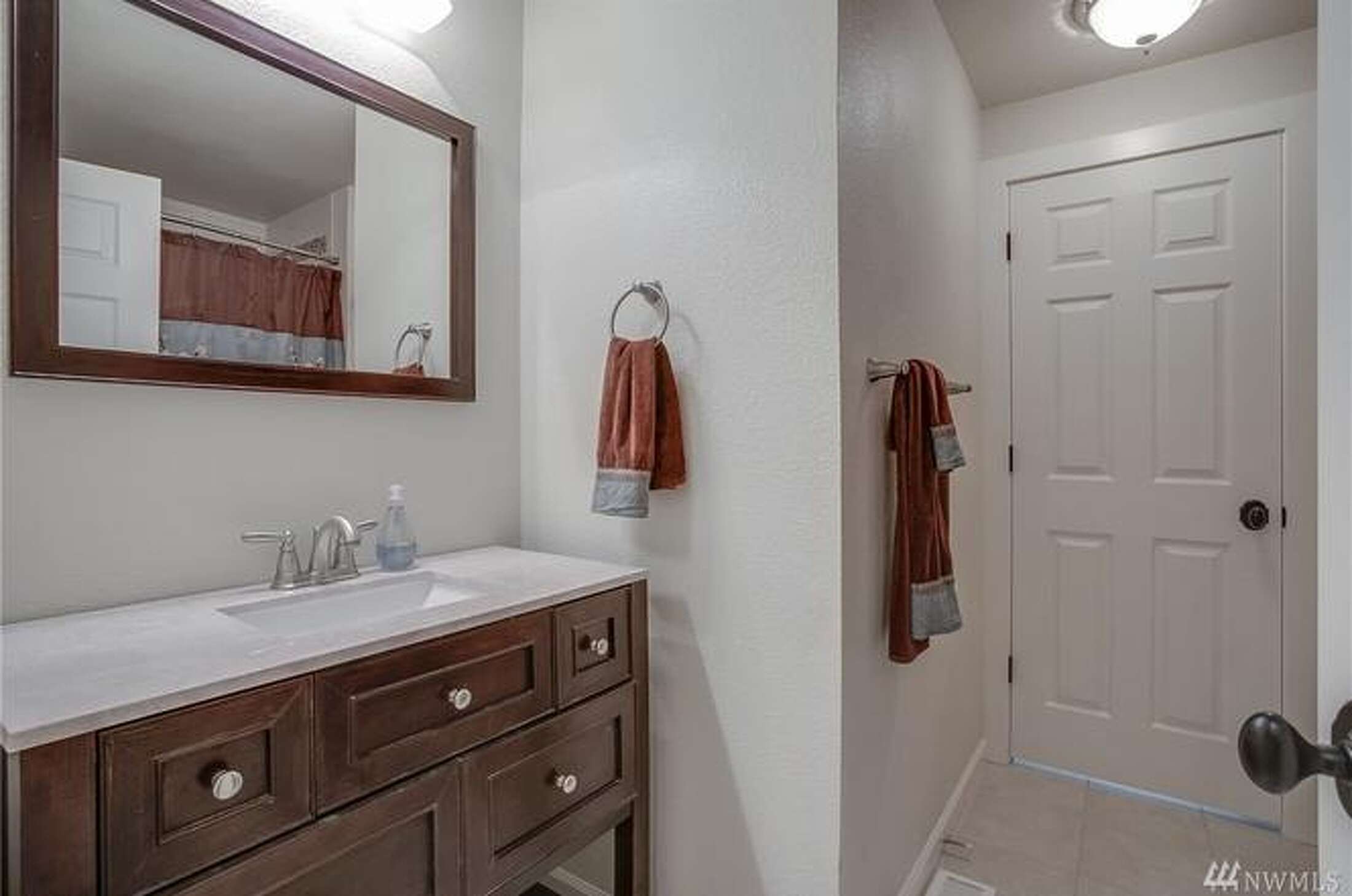 Fall real estate cool-down gives negotiating power to the buyers