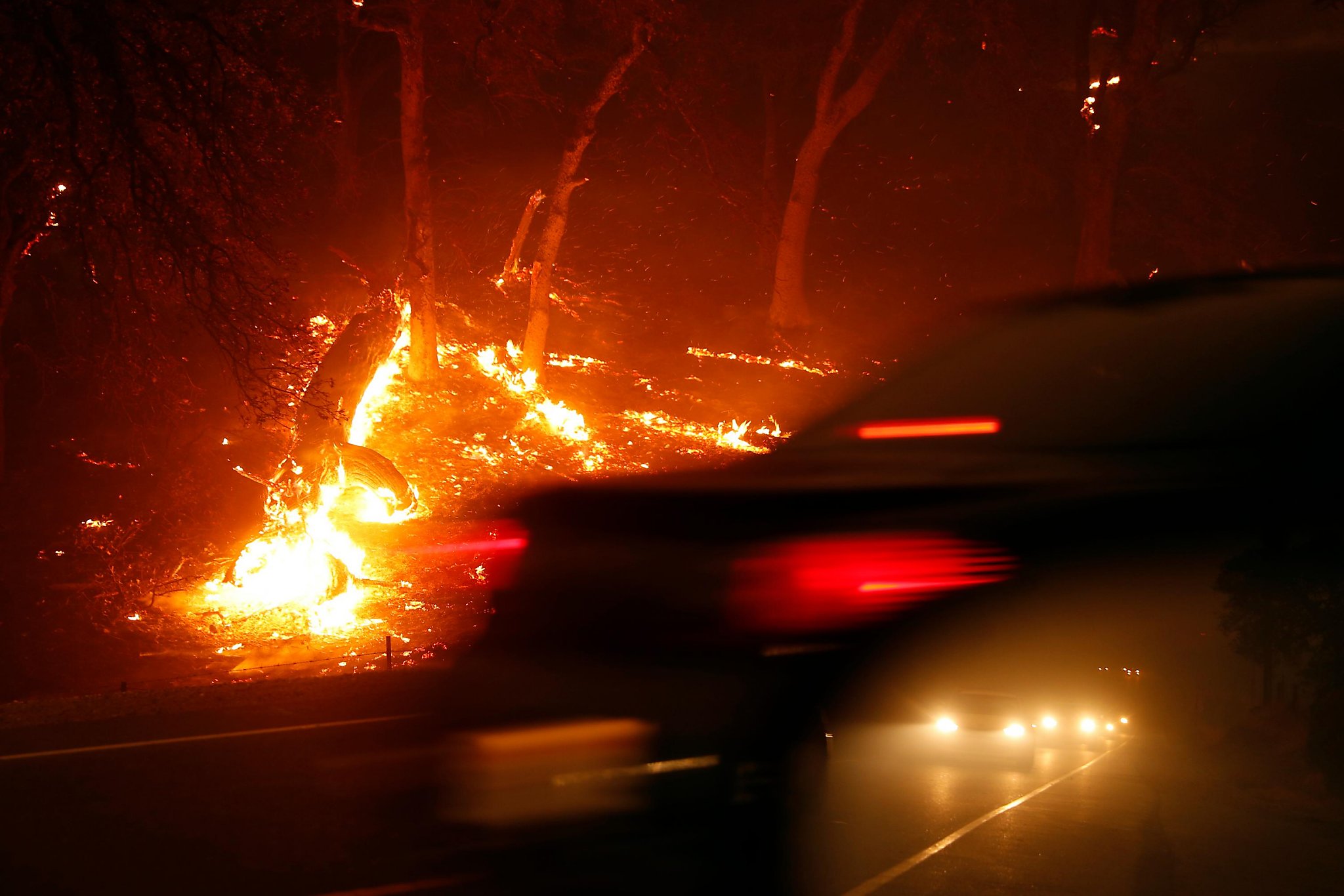 911 call logs reveal terrifying moments at onset of Camp Fire