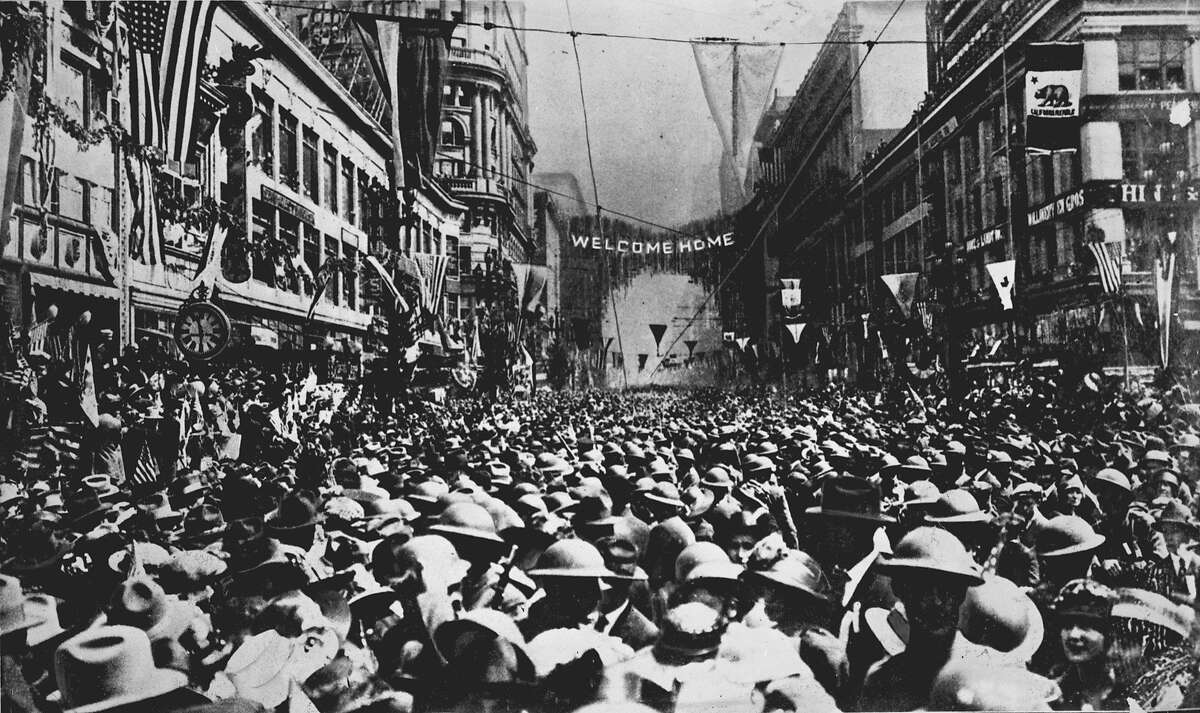 A city in pictures: Iconic photos from San Francisco history