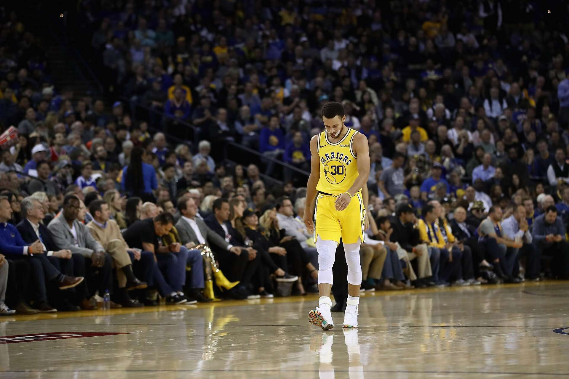 Warriors’ Stephen Curry’s MRI is ‘encouraging’; ruled out for Nets game