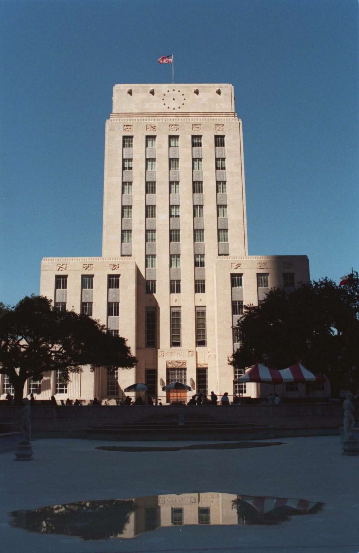 A look back at Houston's City Hall over the decades