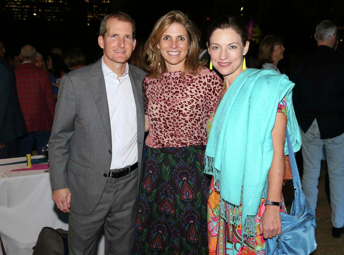 Colorful crowd raises $600,000 during Buffalo Bayou Park's annual gala ...